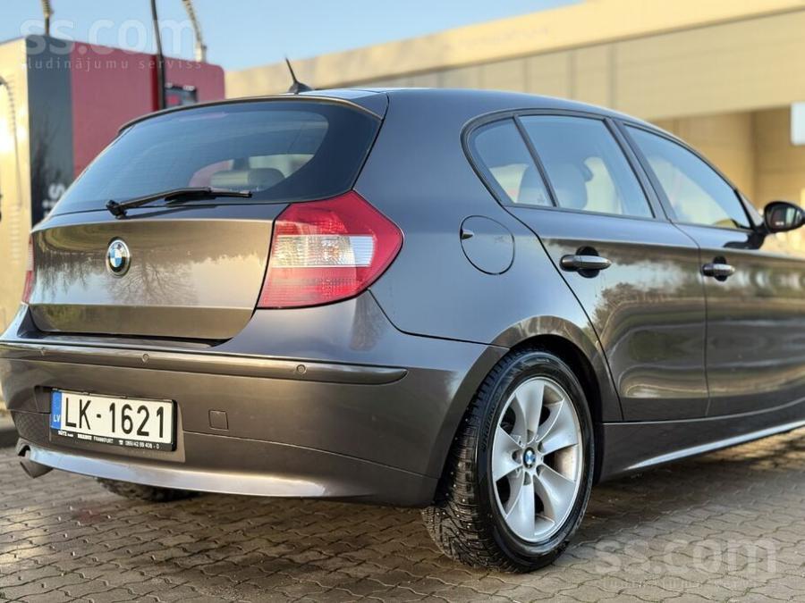 Brūns BMW 120 2005 Liepāja, ar dzinēja tilpumu 2.00 L un nobraukumu 252 tūkst. km par 3600 €, foto 3 vietnē AUTOMOTO.COM.LV