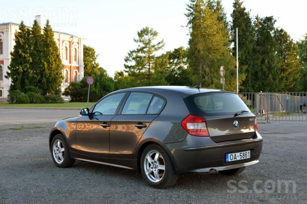 Brown BMW 120 2005 in Jelgava, with an engine capacity of 2.00 L and mileage of 325 thousand km for 3999 €, photo 3 on AUTOMOTO.COM.LV