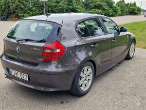 Brūns BMW 120 2005 Kauņa, ar dzinēja tilpumu 2.00 L un nobraukumu 230 tūkst. km par 3400 €, foto  vietnē AUTOMOTO.COM.LV