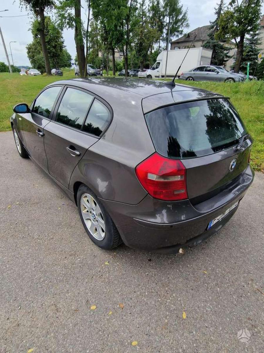Brown BMW 120 2005 in Kaunas, with an engine capacity of 2.00 L and mileage of 230 thousand km for 3400 €, photo 5 on AUTOMOTO.COM.LV