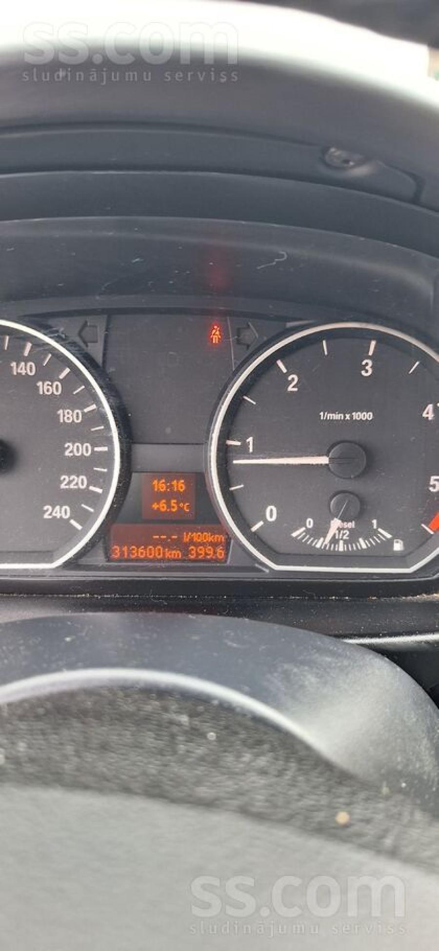 Brūns BMW 120 2006 Liepāja, ar dzinēja tilpumu 2.00 L un nobraukumu 310 tūkst. km par 3700 €, foto 4 vietnē AUTOMOTO.COM.LV