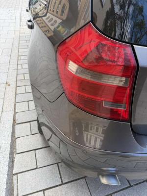 Brown BMW 120 2007 in Vilnius, with an engine capacity of 2.00 L and mileage of 291 thousand km for 2890 €, photo 8 on AUTOMOTO.COM.LV