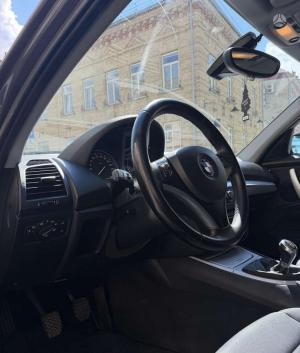 Brown BMW 120 2007 in Vilnius, with an engine capacity of 2.00 L and mileage of 291 thousand km for 2890 €, photo 11 on AUTOMOTO.COM.LV