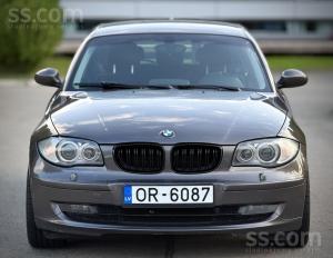 Brown BMW 120 2009 in Riga, with an engine capacity of 2.00 L and mileage of 291 thousand km for 5200 €, photo 3 on AUTOMOTO.COM.LV