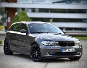 Brown BMW 120 2009 in Riga, with an engine capacity of 2.00 L and mileage of 291 thousand km for 5200 €, photo 5 on AUTOMOTO.COM.LV