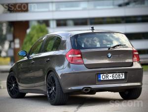 Brown BMW 120 2009 in Riga, with an engine capacity of 2.00 L and mileage of 291 thousand km for 5200 €, photo 7 on AUTOMOTO.COM.LV