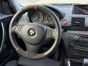 Brown BMW 120 2009 in Riga, with an engine capacity of 2.00 L and mileage of 291 thousand km for 5200 €, photo 20 on AUTOMOTO.COM.LV