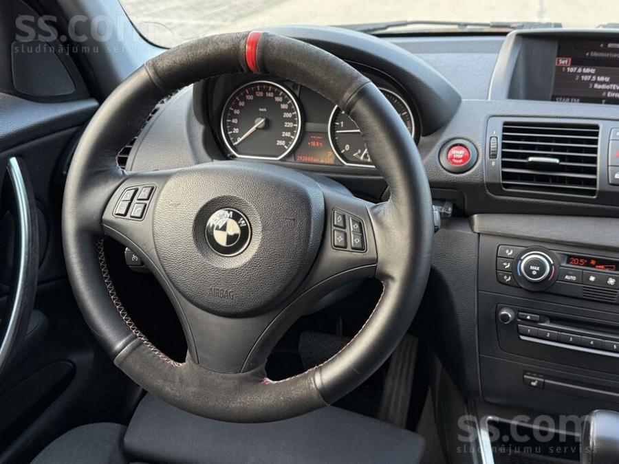 Brown BMW 120 2009 in Riga, with an engine capacity of 2.00 L and mileage of 291 thousand km for 5200 €, photo 20 on AUTOMOTO.COM.LV