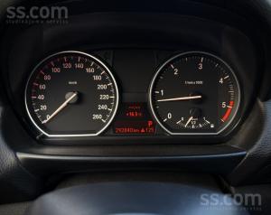 Brown BMW 120 2009 in Riga, with an engine capacity of 2.00 L and mileage of 291 thousand km for 5200 €, photo 24 on AUTOMOTO.COM.LV