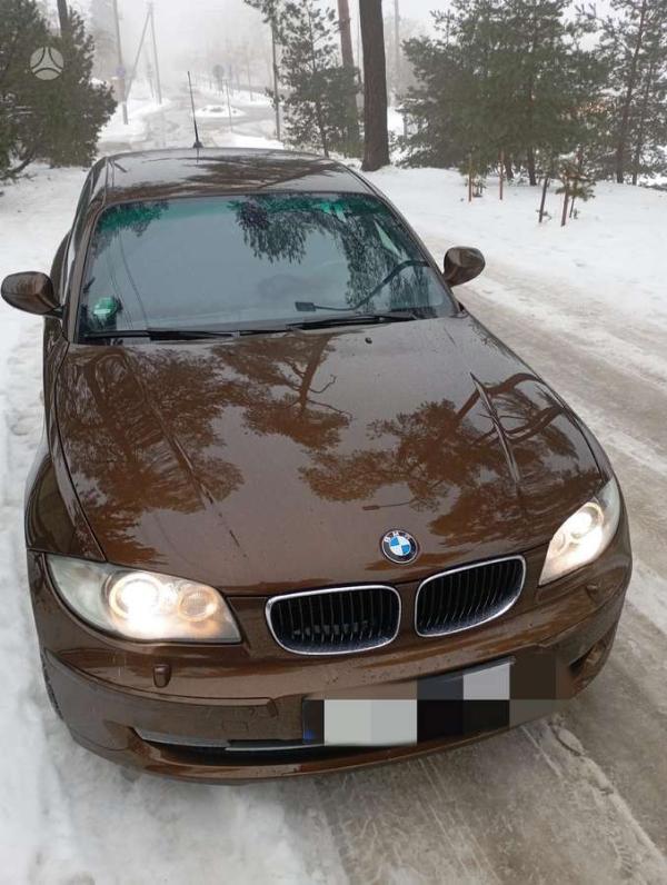 Brown BMW 120 2011 in Kaunas, with an engine capacity of 2.00 L and mileage of 192 thousand km for 5990 €, photo 7 on AUTOMOTO.COM.LV