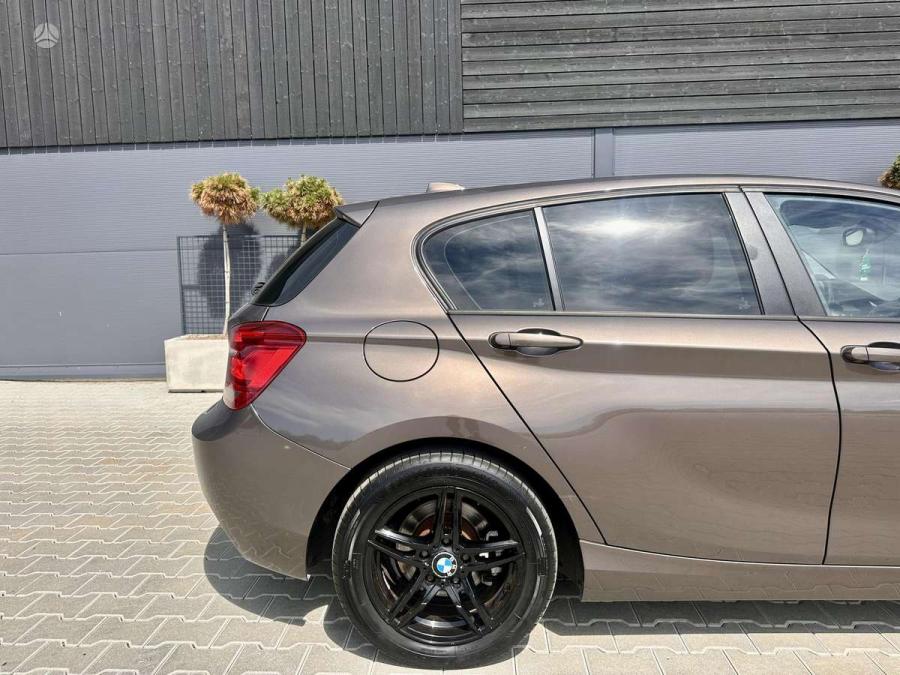 Brown BMW 120 2012 in Siauliai, with an engine capacity of 2.00 L and mileage of 266 thousand km for 5850 €, photo 10 on AUTOMOTO.COM.LV