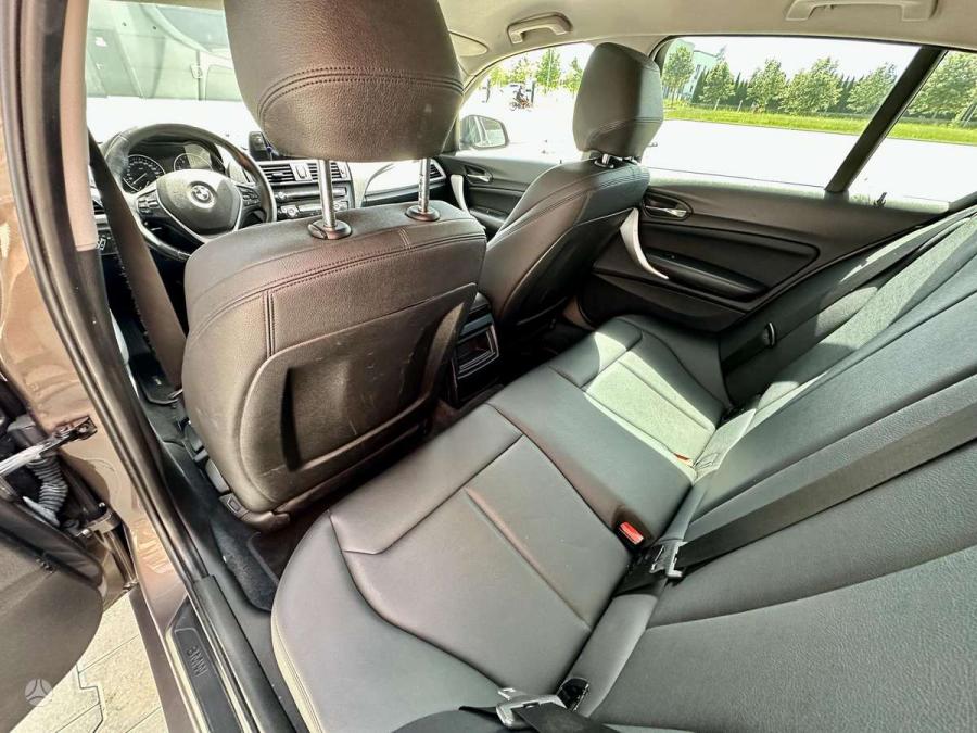 Brown BMW 120 2012 in Siauliai, with an engine capacity of 2.00 L and mileage of 266 thousand km for 5850 €, photo 18 on AUTOMOTO.COM.LV