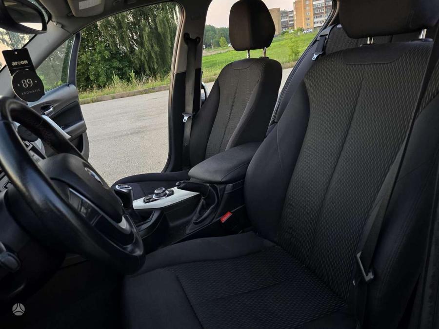 Brown BMW 120 2013 in Radviliskis, with an engine capacity of 2.00 L and mileage of 336 thousand km for 3950 €, photo 19 on AUTOMOTO.COM.LV