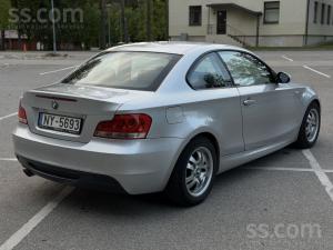 BMW 120 2009 in Riga, with an engine capacity of 2.00 L and mileage of 325 thousand km for 4950 €, photo 5 on AUTOMOTO.COM.LV