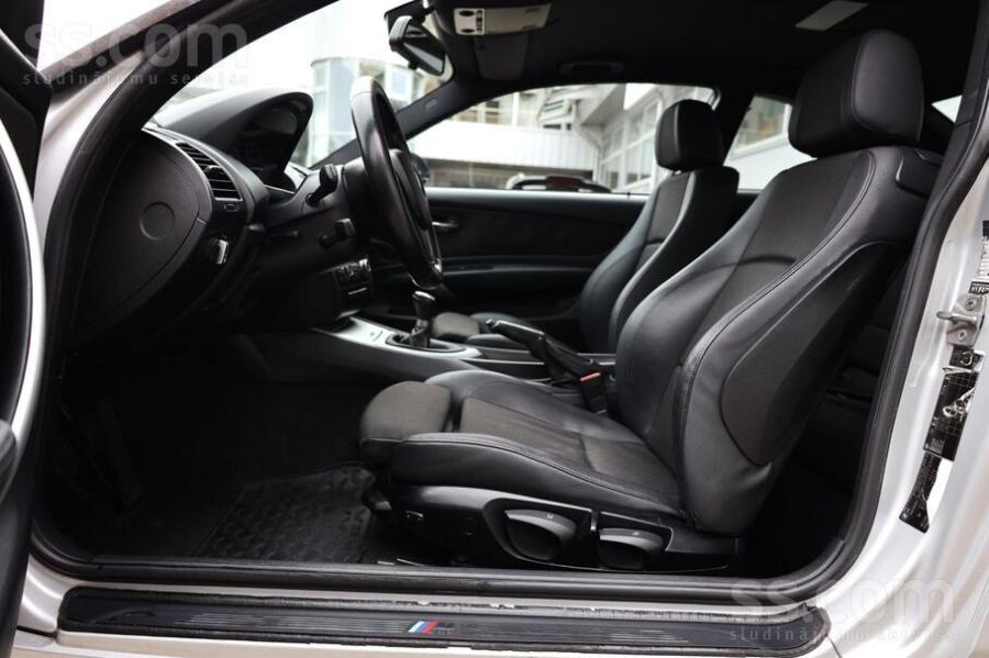 BMW 120 2009 in Riga, with an engine capacity of 2.00 L and mileage of 0 thousand km for 5695 €, photo 12 on AUTOMOTO.COM.LV