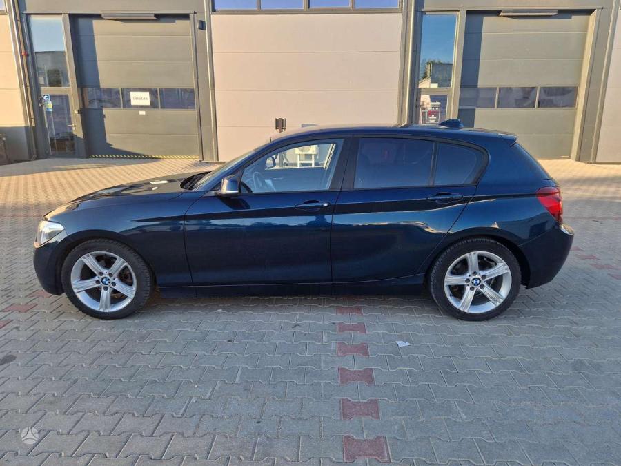 Green BMW 120 2013 in Siauliai, with an engine capacity of 2.00 L and mileage of 192 thousand km for 5800 €, photo 9 on AUTOMOTO.COM.LV