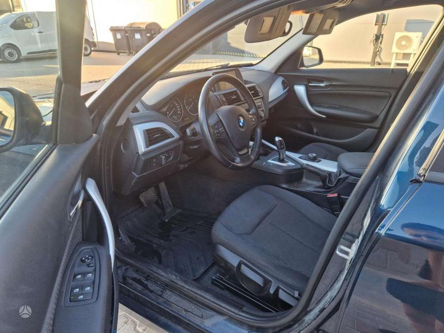 Green BMW 120 2013 in Siauliai, with an engine capacity of 2.00 L and mileage of 192 thousand km for 5800 €, photo 10 on AUTOMOTO.COM.LV