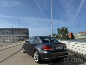 Grey BMW 120 2008 in Riga, with an engine capacity of 2.00 L and mileage of 234 thousand km for 6400 €, photo 3 on AUTOMOTO.COM.LV