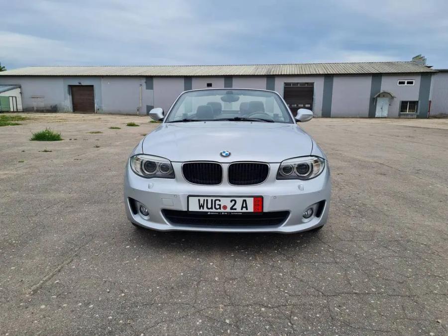 Pelēks BMW 120 2011 Ogre, ar dzinēja tilpumu 2.00 L un nobraukumu 213 tūkst. km par 7770 €, foto 3 vietnē AUTOMOTO.COM.LV