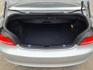 Pelēks BMW 120 2011 Ogre, ar dzinēja tilpumu 2.00 L un nobraukumu 213 tūkst. km par 7770 €, foto 23 vietnē AUTOMOTO.COM.LV