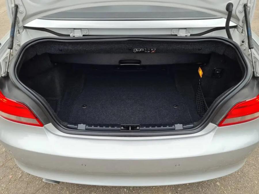 Pelēks BMW 120 2011 Ogre, ar dzinēja tilpumu 2.00 L un nobraukumu 213 tūkst. km par 7770 €, foto 23 vietnē AUTOMOTO.COM.LV