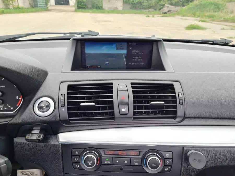 Pelēks BMW 120 2011 Ogre, ar dzinēja tilpumu 2.00 L un nobraukumu 213 tūkst. km par 7770 €, foto 25 vietnē AUTOMOTO.COM.LV