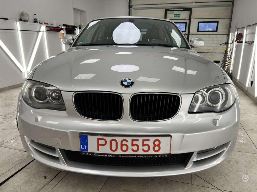 Grey BMW 120 2009 in Vilnius, with an engine capacity of 2.00 L and mileage of 278 thousand km for 4990 €, photo 5 on AUTOMOTO.COM.LV