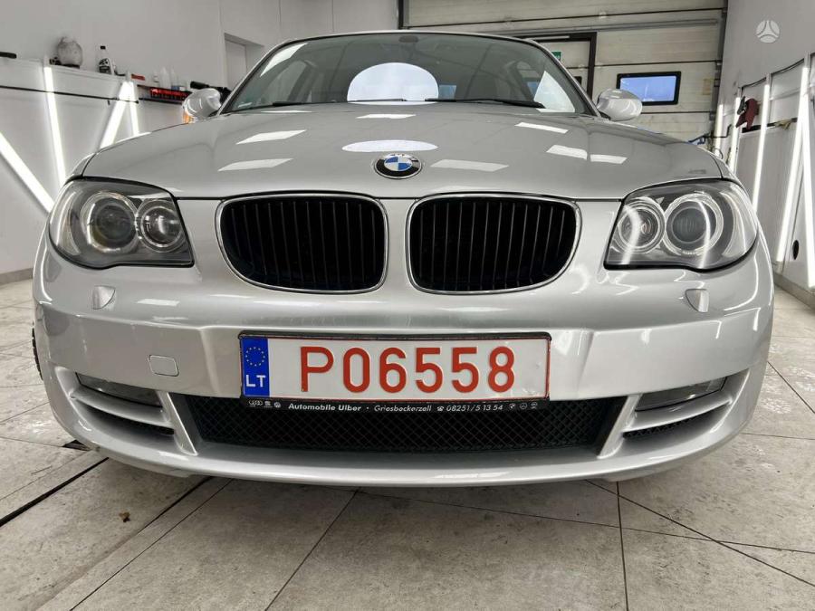Grey BMW 120 2009 in Vilnius, with an engine capacity of 2.00 L and mileage of 278 thousand km for 4990 €, photo 6 on AUTOMOTO.COM.LV