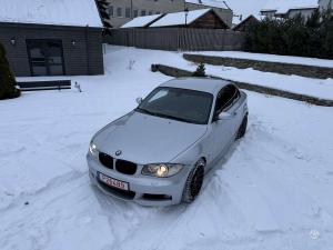Grey BMW 120 2009 in Kedainiai, with an engine capacity of 2.00 L and mileage of 342 thousand km for 4999 €, photo 4 on AUTOMOTO.COM.LV