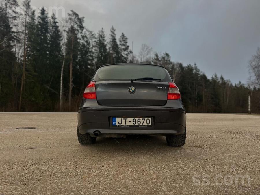 Pelēks BMW 120 2004 Liepāja, ar dzinēja tilpumu 2.00 L un nobraukumu 256 tūkst. km par 2450 €, foto 5 vietnē AUTOMOTO.COM.LV