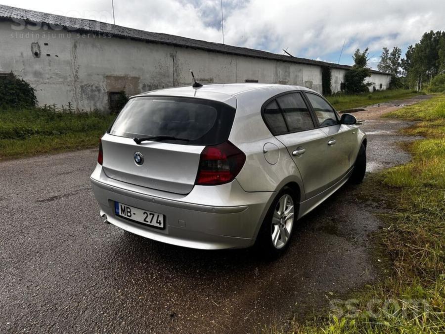 Grey BMW 120 2004 in Riga, with an engine capacity of 2.00 L and mileage of 294 thousand km for 3100 €, photo 3 on AUTOMOTO.COM.LV