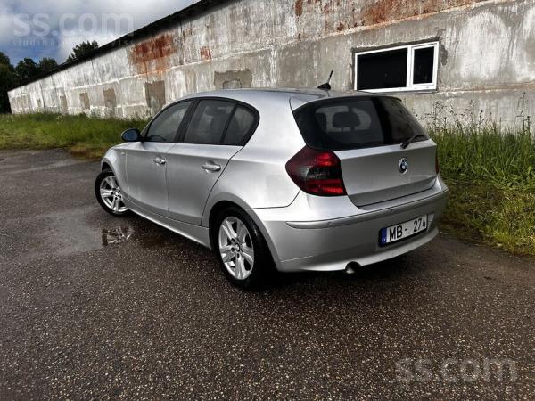 Pelēks BMW 120 2004 Rīga, ar dzinēja tilpumu 2.00 L un nobraukumu 294 tūkst. km par 3100 €, foto 3 vietnē AUTOMOTO.COM.LV