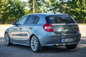 Pelēks BMW 120 2004 Liepāja, ar dzinēja tilpumu 2.00 L un nobraukumu 80 tūkst. km par 5850 €, foto 3 vietnē AUTOMOTO.COM.LV