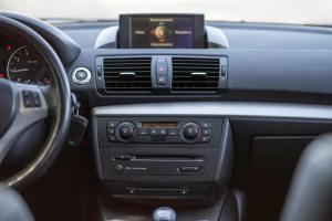 Pelēks BMW 120 2004 Liepāja, ar dzinēja tilpumu 2.00 L un nobraukumu 80 tūkst. km par 5850 €, foto 16 vietnē AUTOMOTO.COM.LV