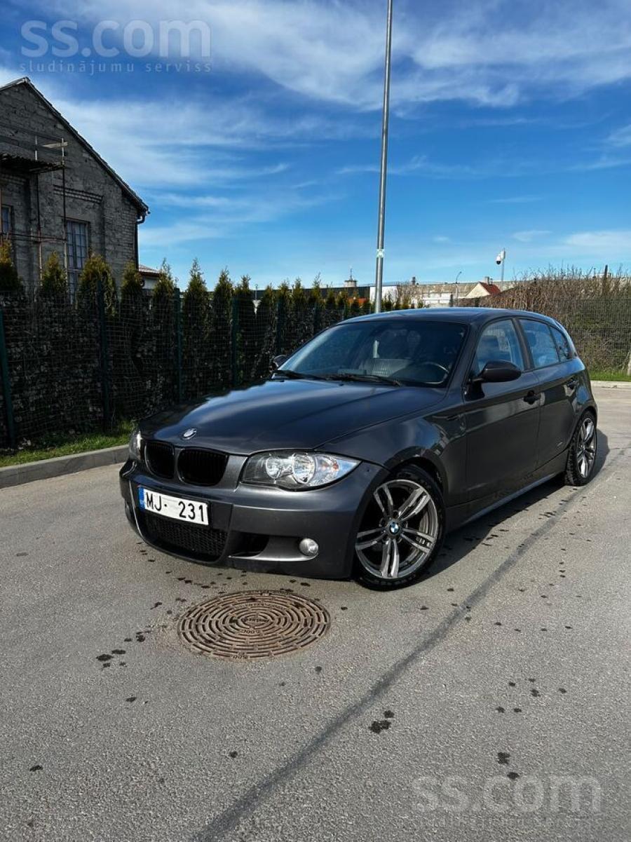 Pelēks BMW 120 2004 Liepāja, ar dzinēja tilpumu 2.00 L un nobraukumu 475 tūkst. km par 1950 €, foto 1 vietnē AUTOMOTO.COM.LV