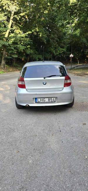 Grey BMW 120 2004 in Kaunas, with an engine capacity of 2.00 L and mileage of 290 thousand km for 2300 €, photo 6 on AUTOMOTO.COM.LV