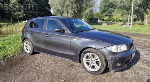 Grey BMW 120 2004 in Riga, with an engine capacity of 2.00 L and mileage of 225 thousand km for 2200 €, photo 3 on AUTOMOTO.COM.LV