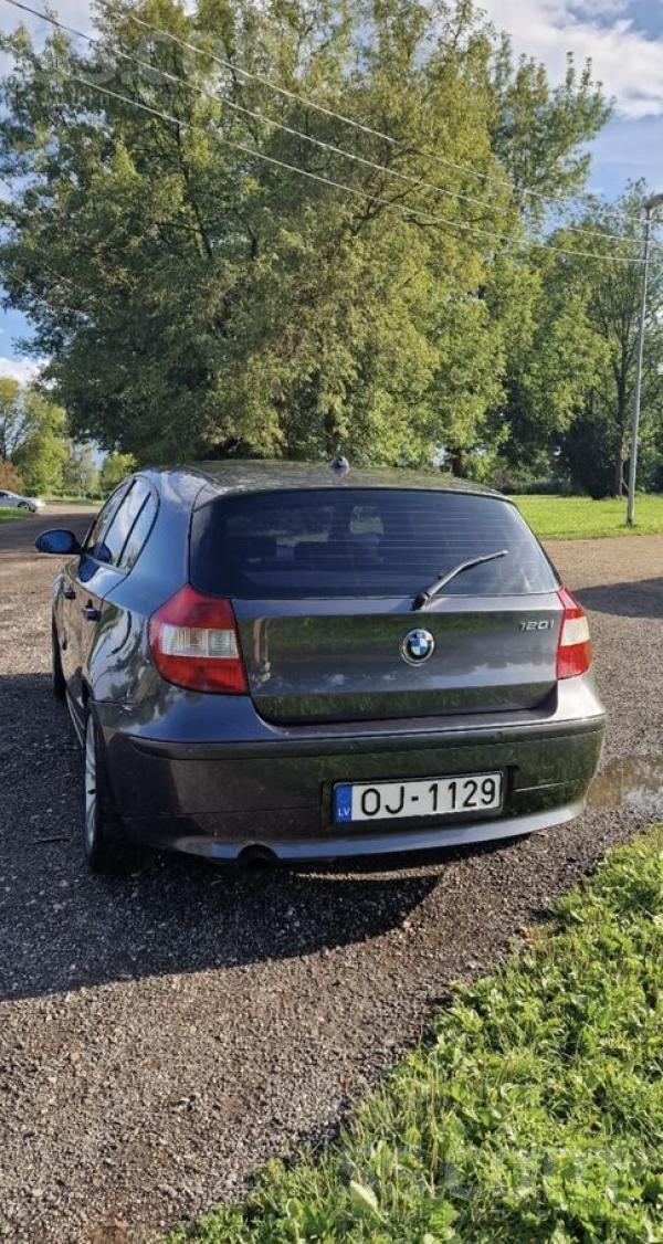 Grey BMW 120 2004 in Riga, with an engine capacity of 2.00 L and mileage of 225 thousand km for 2200 €, photo 5 on AUTOMOTO.COM.LV