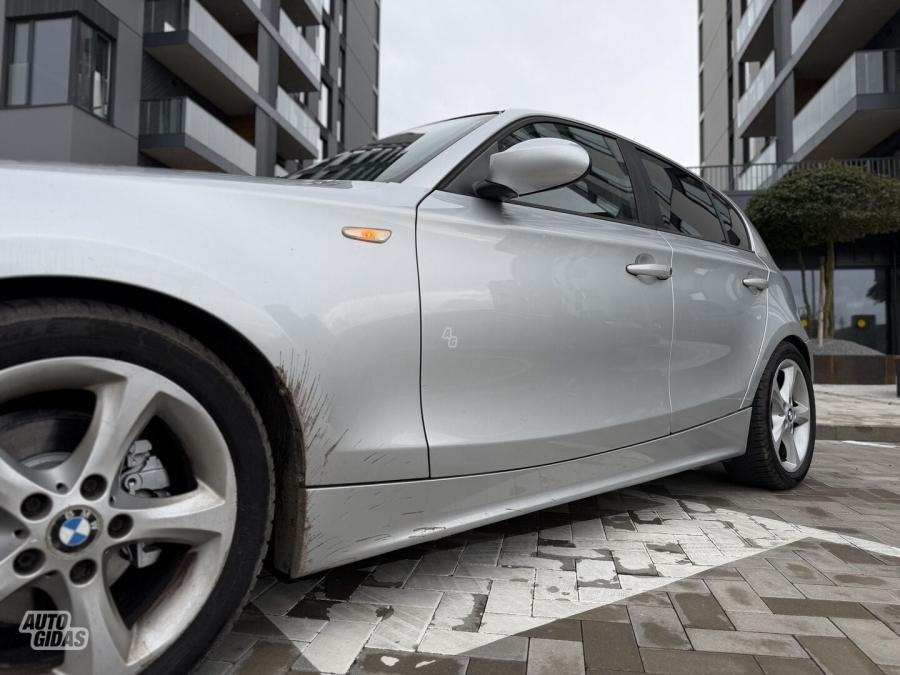Pelēks BMW 120 2004 Kauņa, ar dzinēja tilpumu 2.00 L un nobraukumu 293 tūkst. km par 3150 €, foto 15 vietnē AUTOMOTO.COM.LV