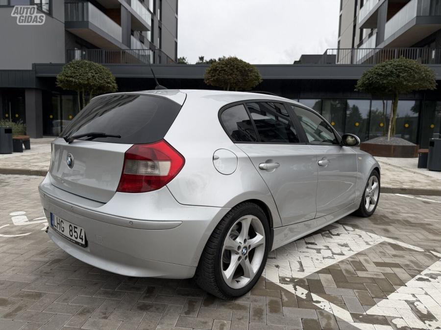 Pelēks BMW 120 2004 Kauņa, ar dzinēja tilpumu 2.00 L un nobraukumu 293 tūkst. km par 3150 €, foto 17 vietnē AUTOMOTO.COM.LV
