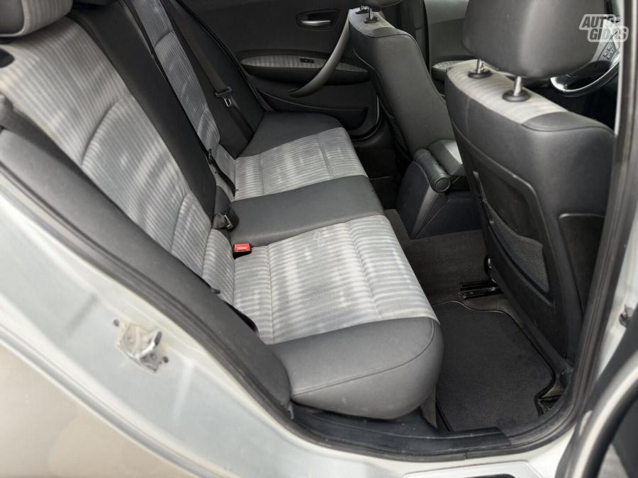 Pelēks BMW 120 2004 Kauņa, ar dzinēja tilpumu 2.00 L un nobraukumu 293 tūkst. km par 3150 €, foto 27 vietnē AUTOMOTO.COM.LV
