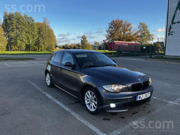 Grey BMW 120 2004 in Liepaja, with an engine capacity of 2.00 L and mileage of 343 thousand km for 2450 €, photo 3 on AUTOMOTO.COM.LV