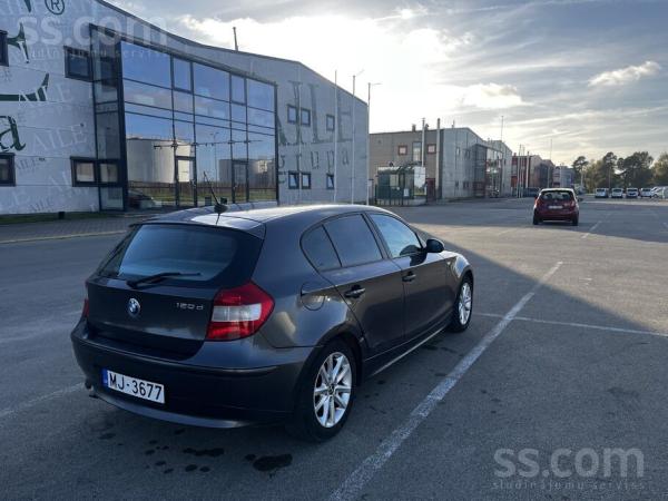 Grey BMW 120 2004 in Liepaja, with an engine capacity of 2.00 L and mileage of 343 thousand km for 2450 €, photo 4 on AUTOMOTO.COM.LV