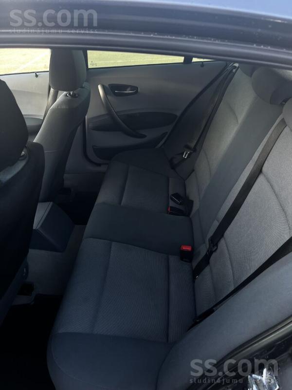 Grey BMW 120 2004 in Liepaja, with an engine capacity of 2.00 L and mileage of 343 thousand km for 2450 €, photo 6 on AUTOMOTO.COM.LV