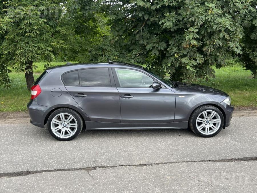 Grey BMW 120 2005 in Riga, with an engine capacity of 2.00 L and mileage of 262 thousand km for 3499 €, photo 2 on AUTOMOTO.COM.LV
