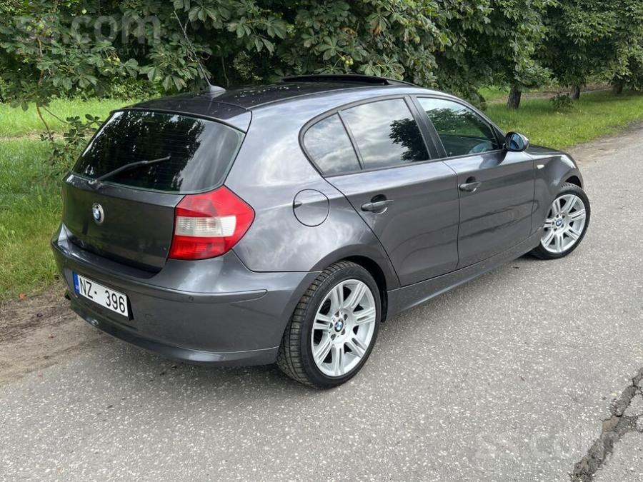 Grey BMW 120 2005 in Riga, with an engine capacity of 2.00 L and mileage of 262 thousand km for 3499 €, photo 3 on AUTOMOTO.COM.LV