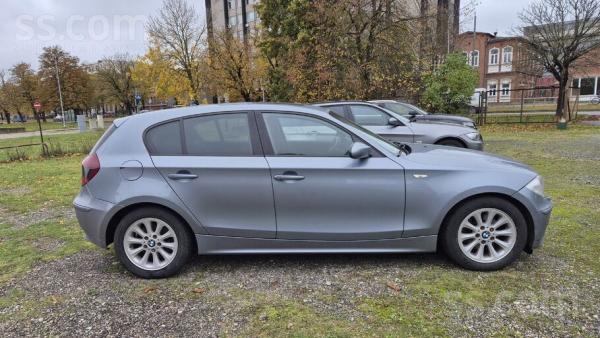 Pelēks BMW 120 2005 Liepāja, ar dzinēja tilpumu 2.00 L un nobraukumu 273 tūkst. km par 2450 €, foto 4 vietnē AUTOMOTO.COM.LV