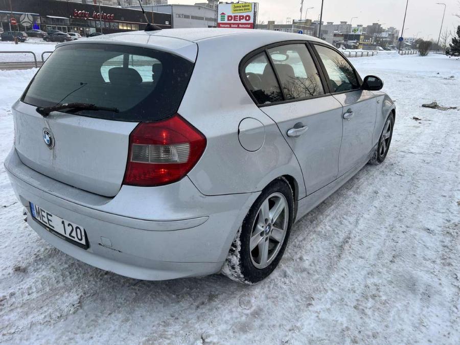 Pelēks BMW 120 2005 Kauņa, ar dzinēja tilpumu 2.00 L un nobraukumu 275 tūkst. km par 3000 €, foto 7 vietnē AUTOMOTO.COM.LV