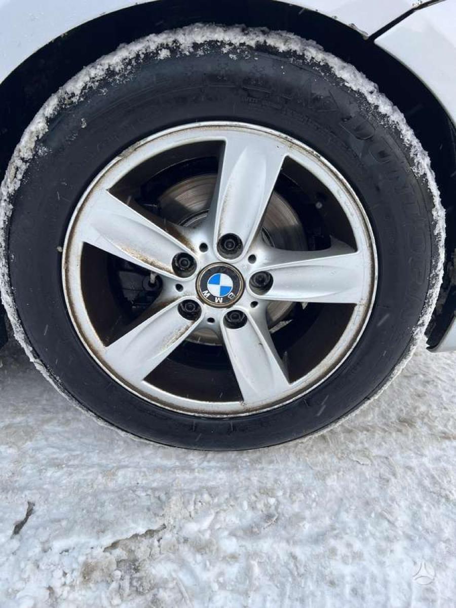 Pelēks BMW 120 2005 Kauņa, ar dzinēja tilpumu 2.00 L un nobraukumu 275 tūkst. km par 3000 €, foto 9 vietnē AUTOMOTO.COM.LV