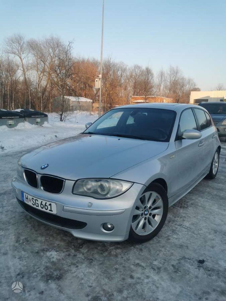 Grey BMW 120 2005 in Klaipeda, with an engine capacity of 2.00 L and mileage of 300 thousand km for 3100 €, photo 1 on AUTOMOTO.COM.LV